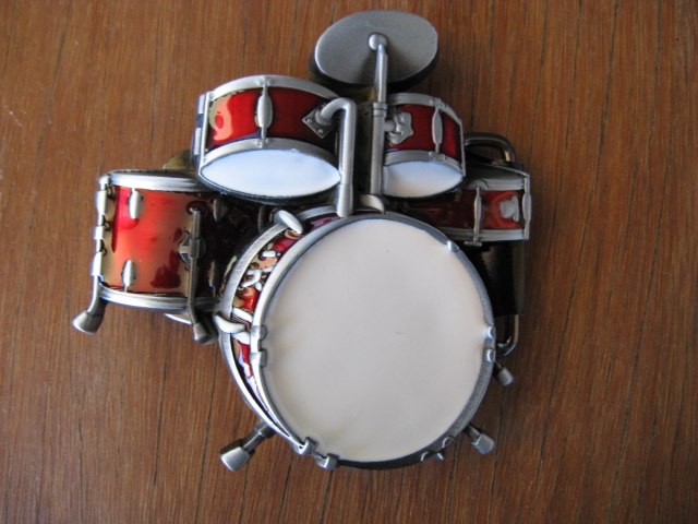 DRUM SET RED BELT BUCKLE